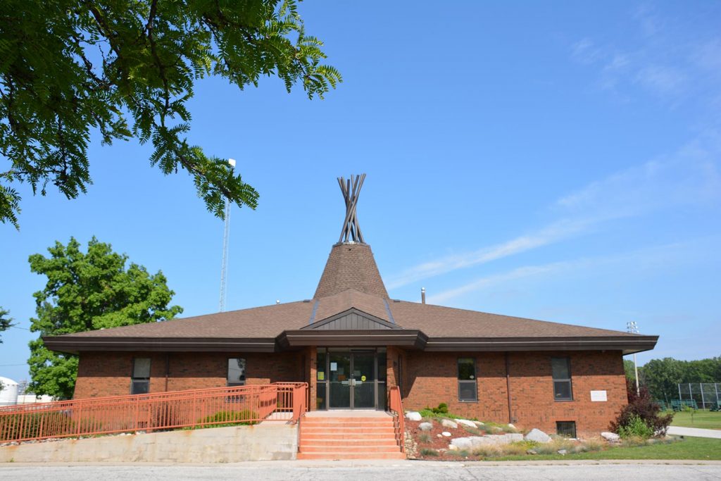 Administration | Aamjiwnaang